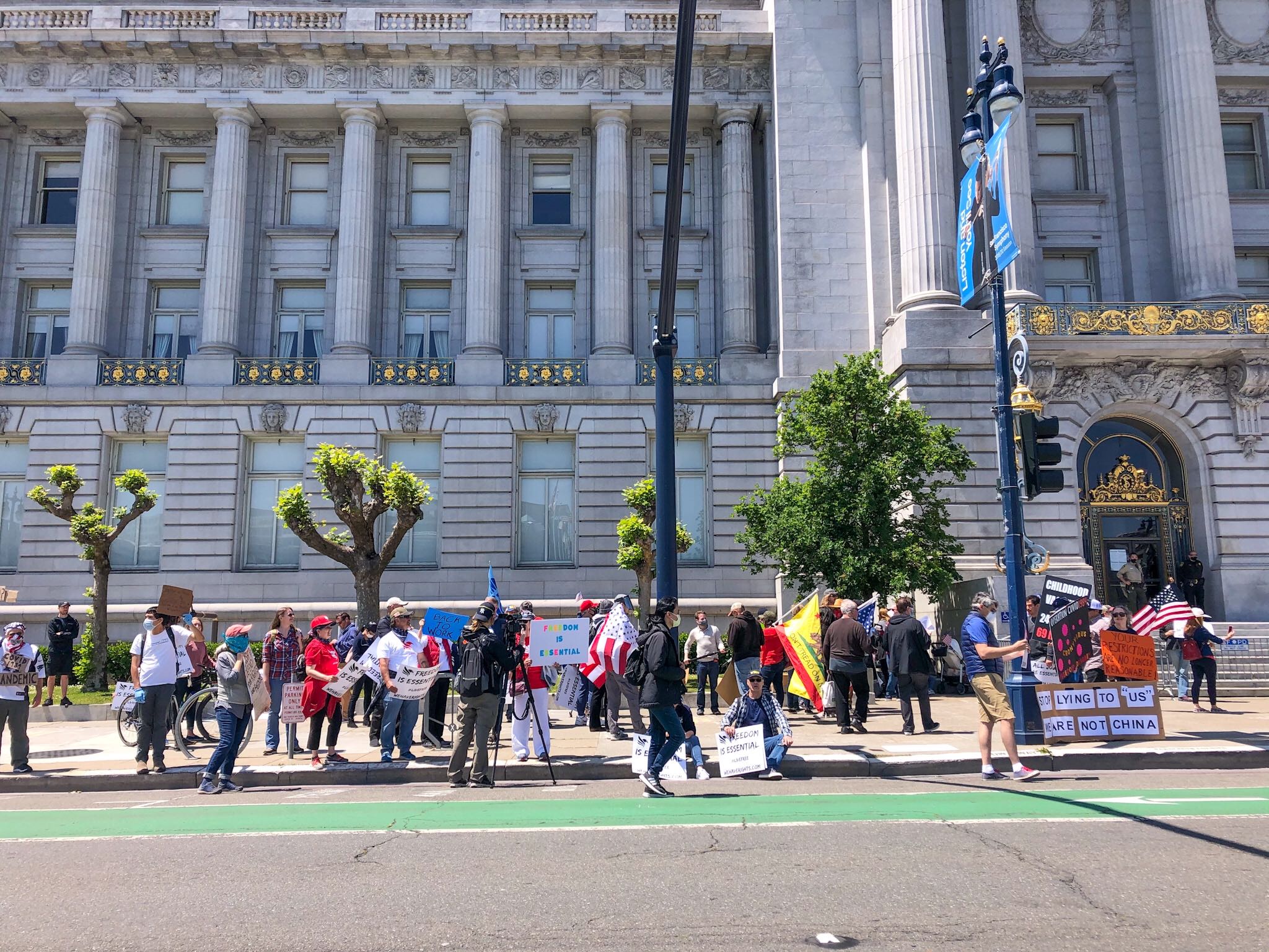 Reopen California protest draws crowd to San Francisco City Hall