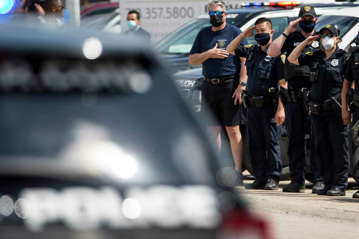 Houston Police Chief Art Acevedo tells cadets to ‘emulate’ Officer ...