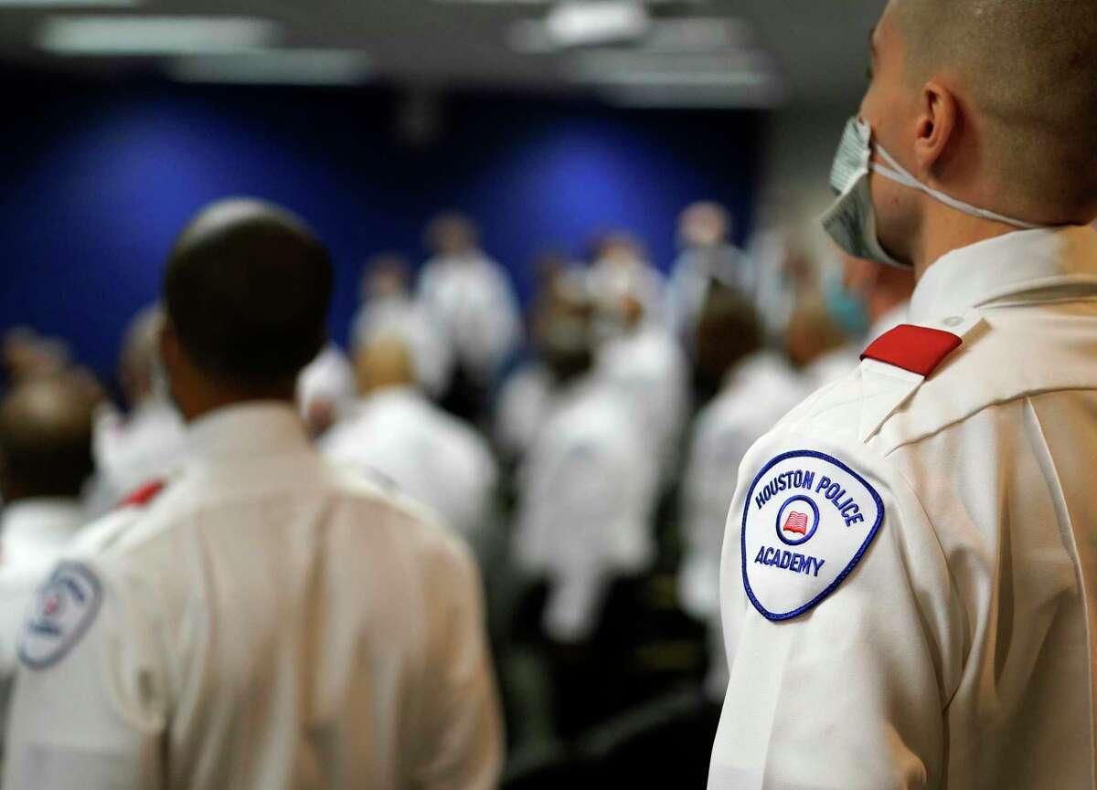 Houston Police Chief Art Acevedo tells cadets to ‘emulate’ Officer ...