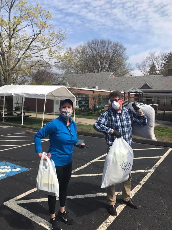 Fairfield women to host 9th food drive Saturday