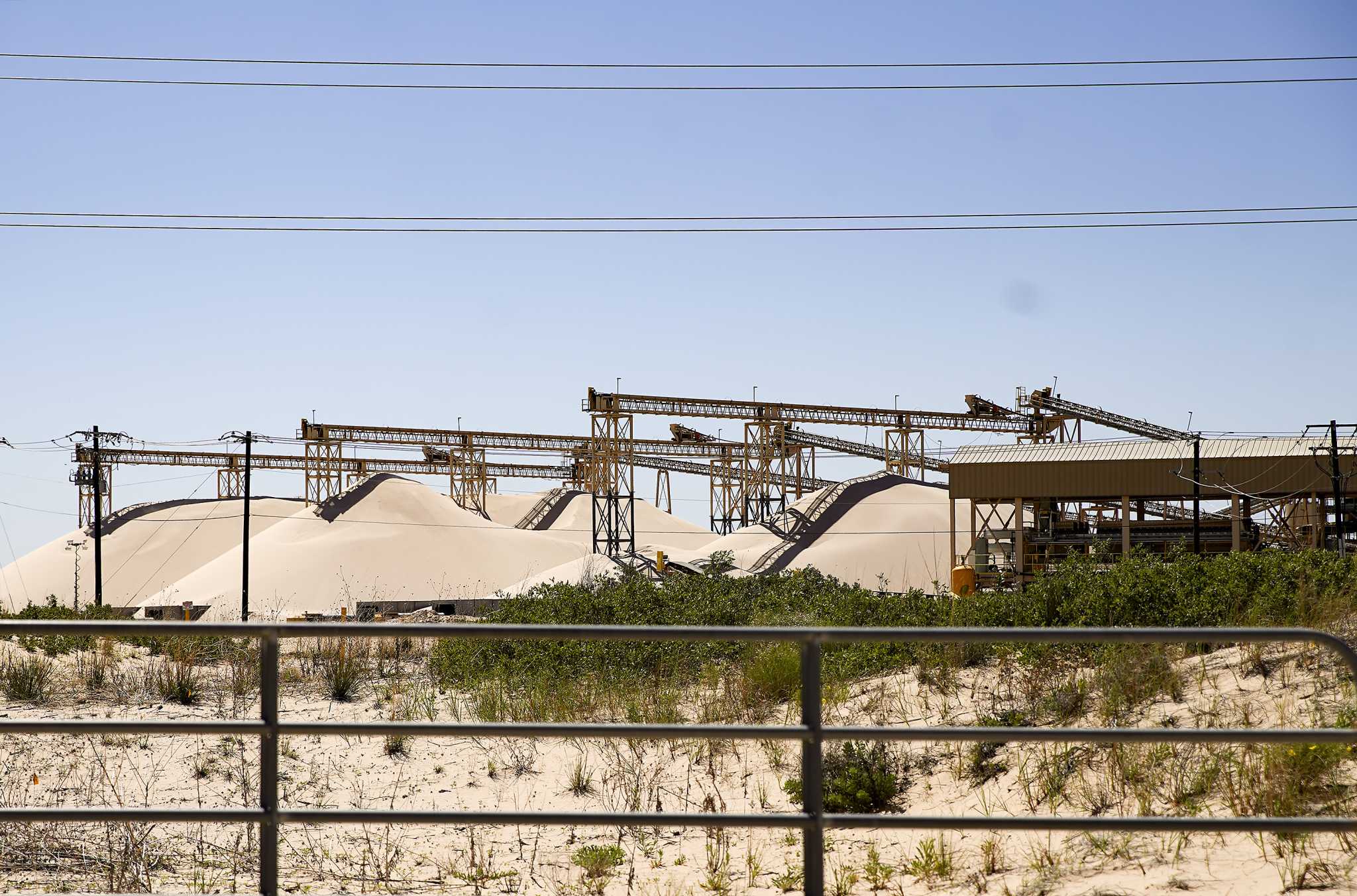 Shale drillers signal bleak 2020