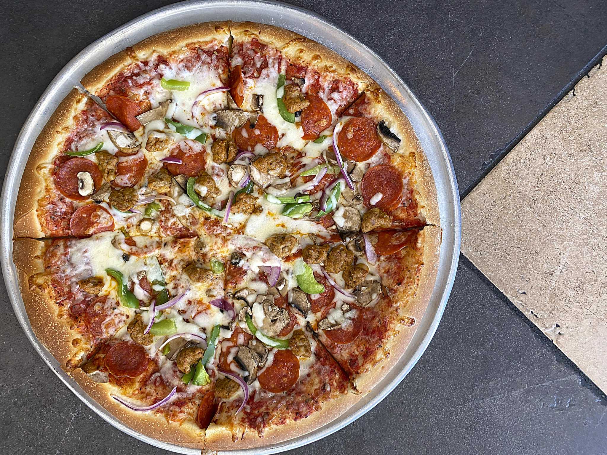 Rome's Pizza closes its Potranco location after 8 years