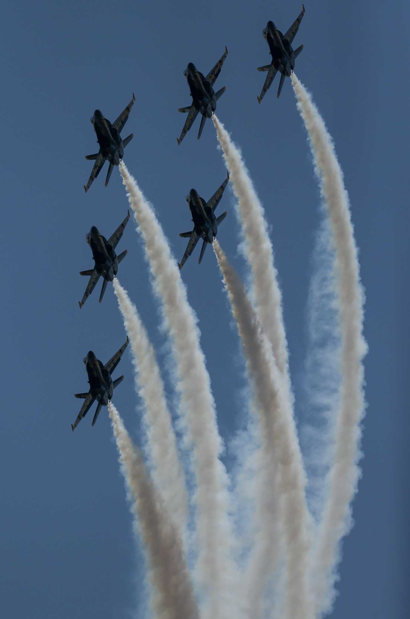 Blue Angels jet through Houston for COVID-19 frontline workers