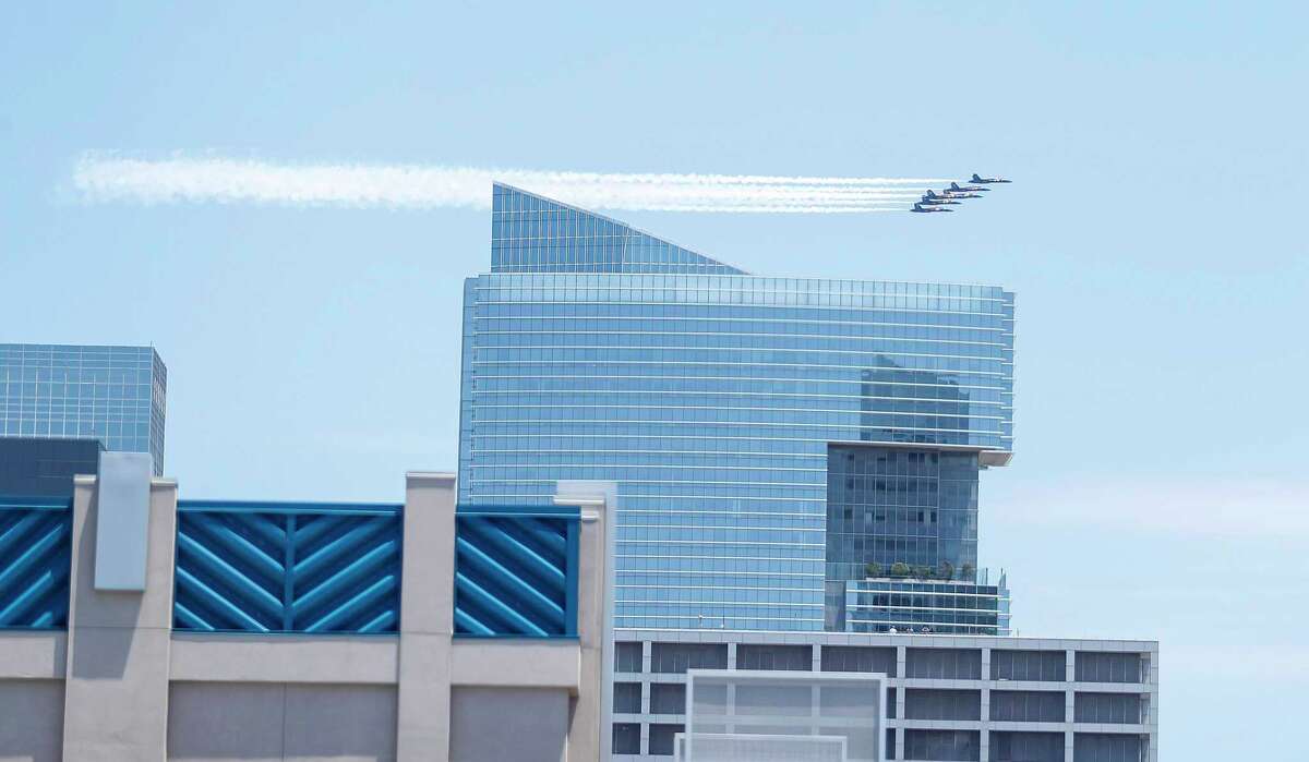 Blue Angels jet through Houston for COVID-19 frontline workers