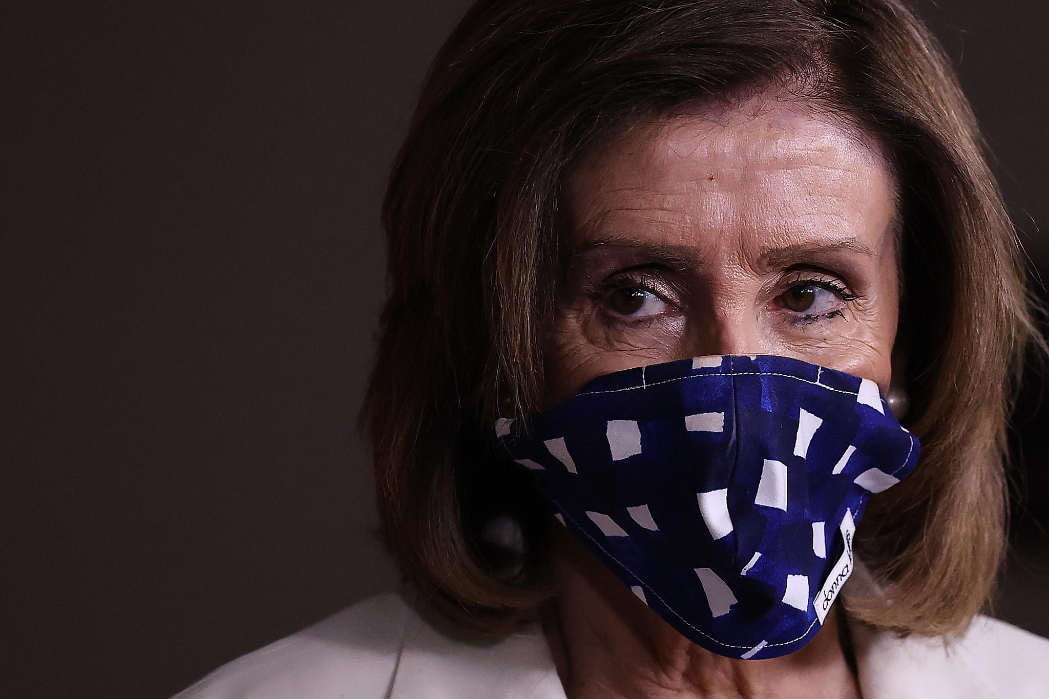 Mask or no mask? Democrats, Republicans find new battleground