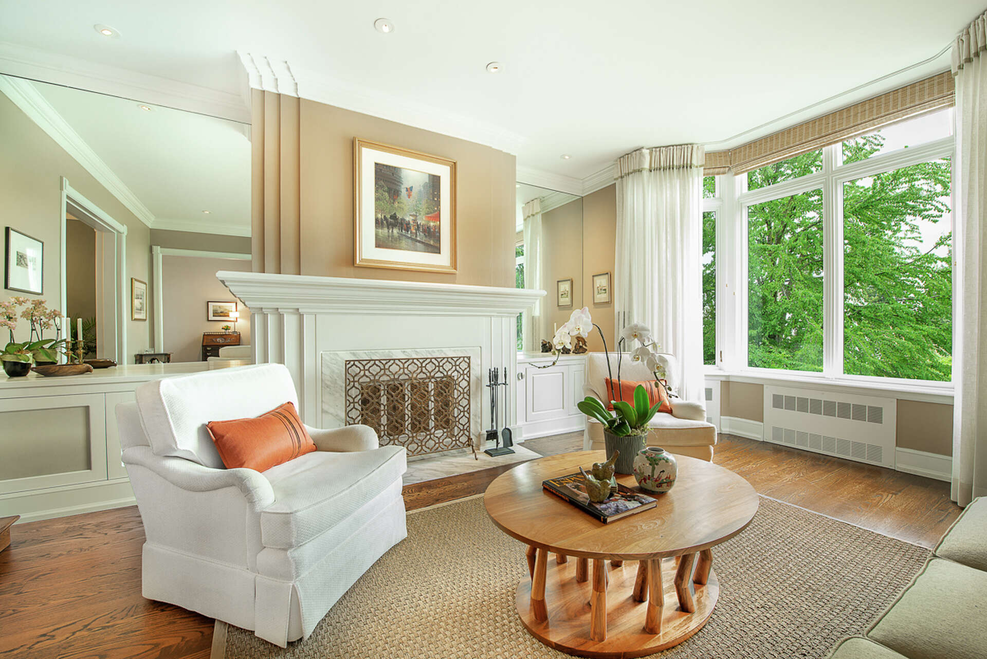 Peek inside $3M luxe condo nestled in Seattle's historic Merrill Court