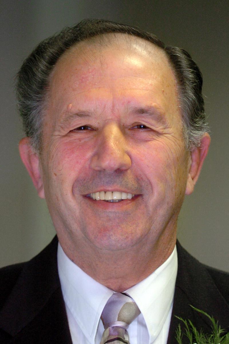 CT zoning federation honors retired Shelton P&Z commissioner