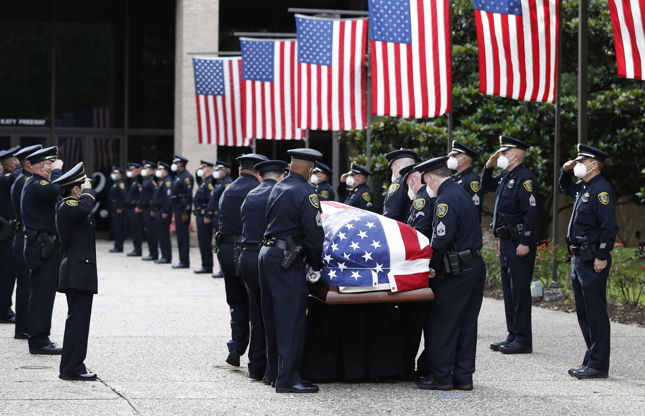 'Best Officer Ever': Fallen HPD officer Jason Knox remembered at First ...