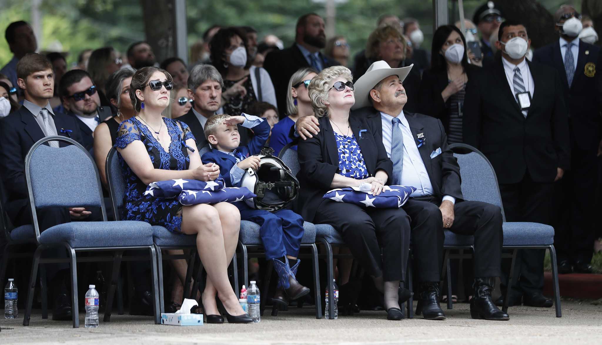 Acevedo: Badge number of fallen HPD officer Jason Knox to be retired