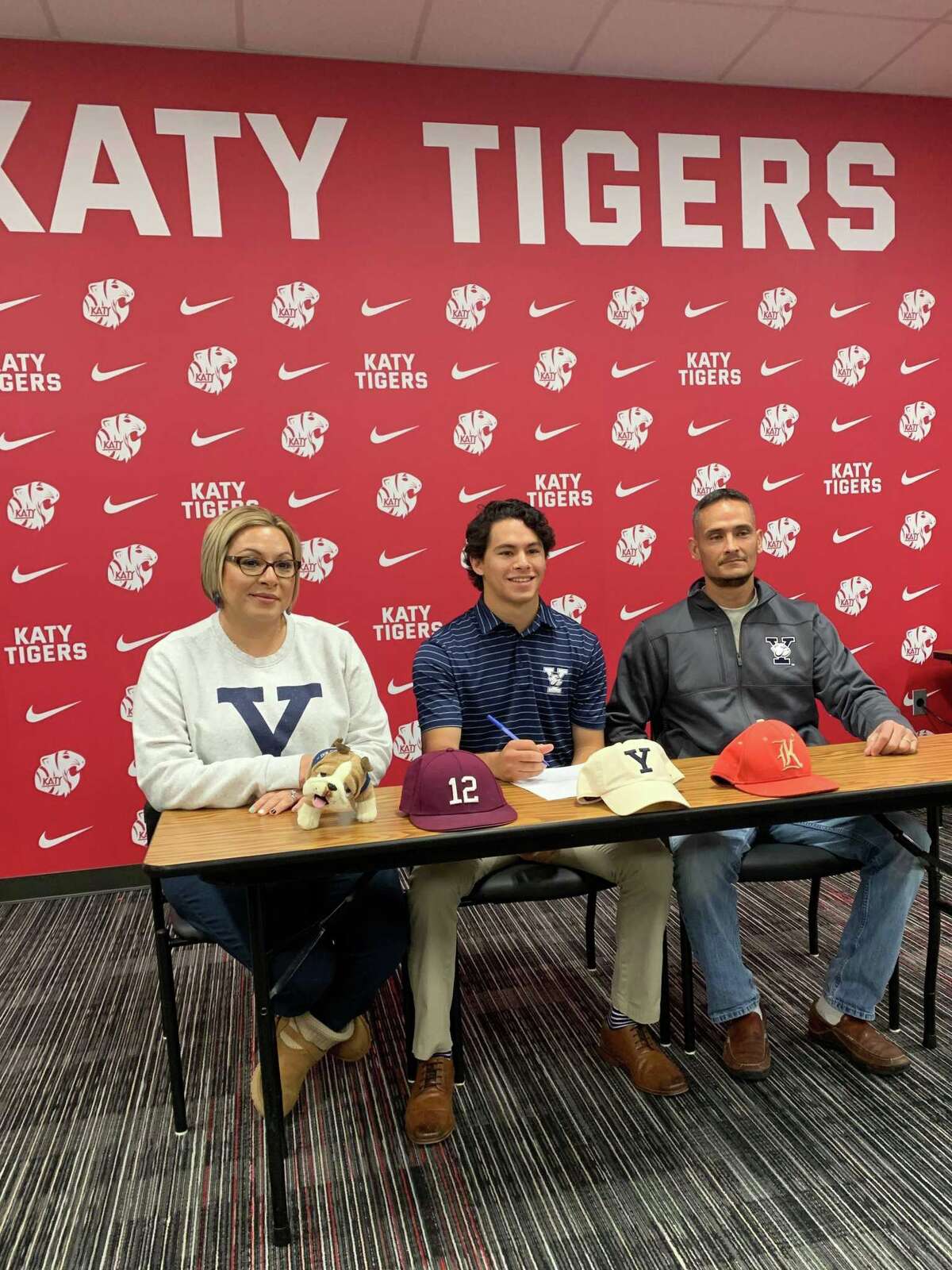 THSCA honors Katy area standout scholar-athletes