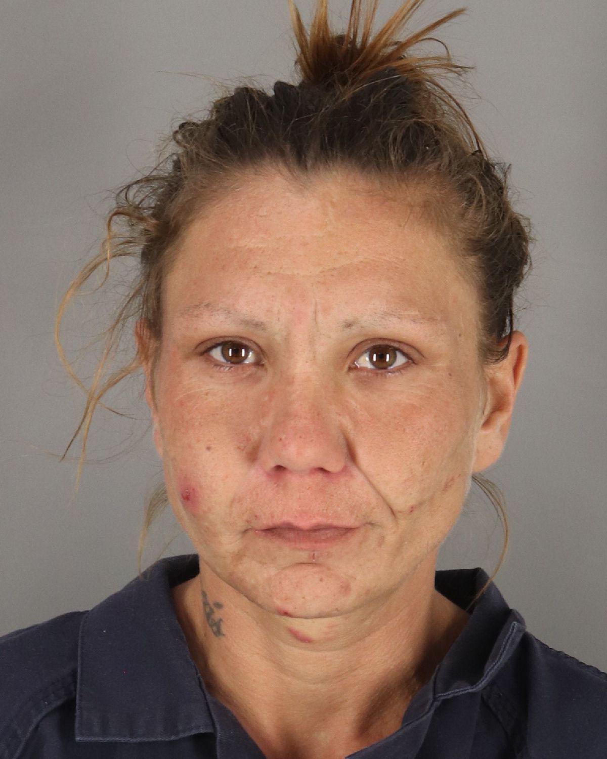 2 women indicted after stabbing deaths of boyfriends