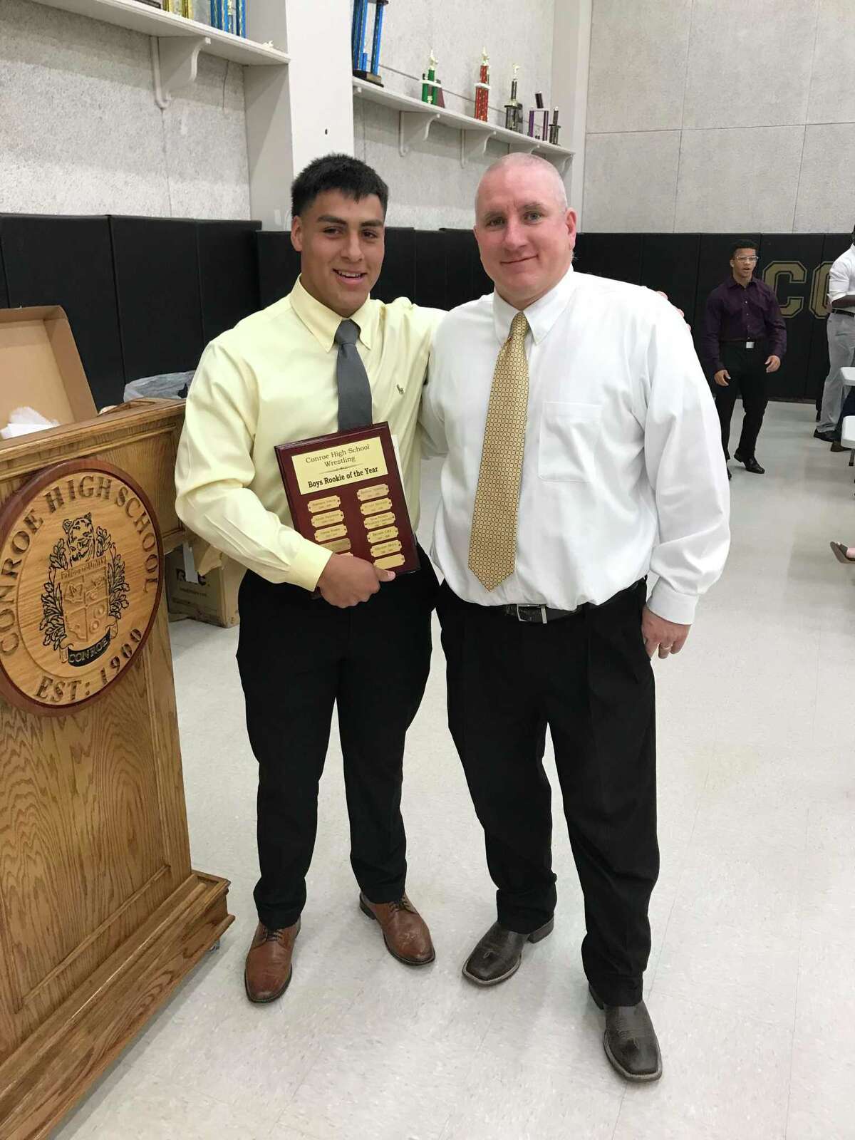 WRESTLING: Conroe’s Moya perseveres through senior year filled with ...