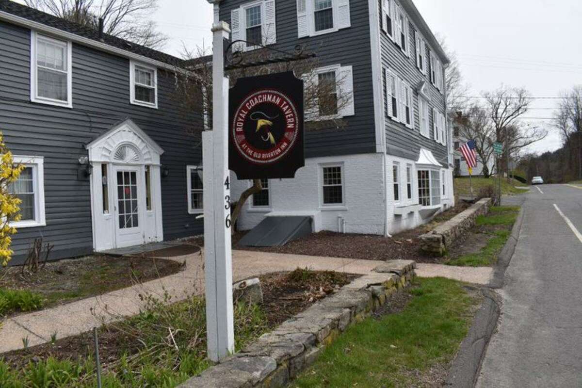 Under new owners, Old Riverton Inn set to offer tavern takeout