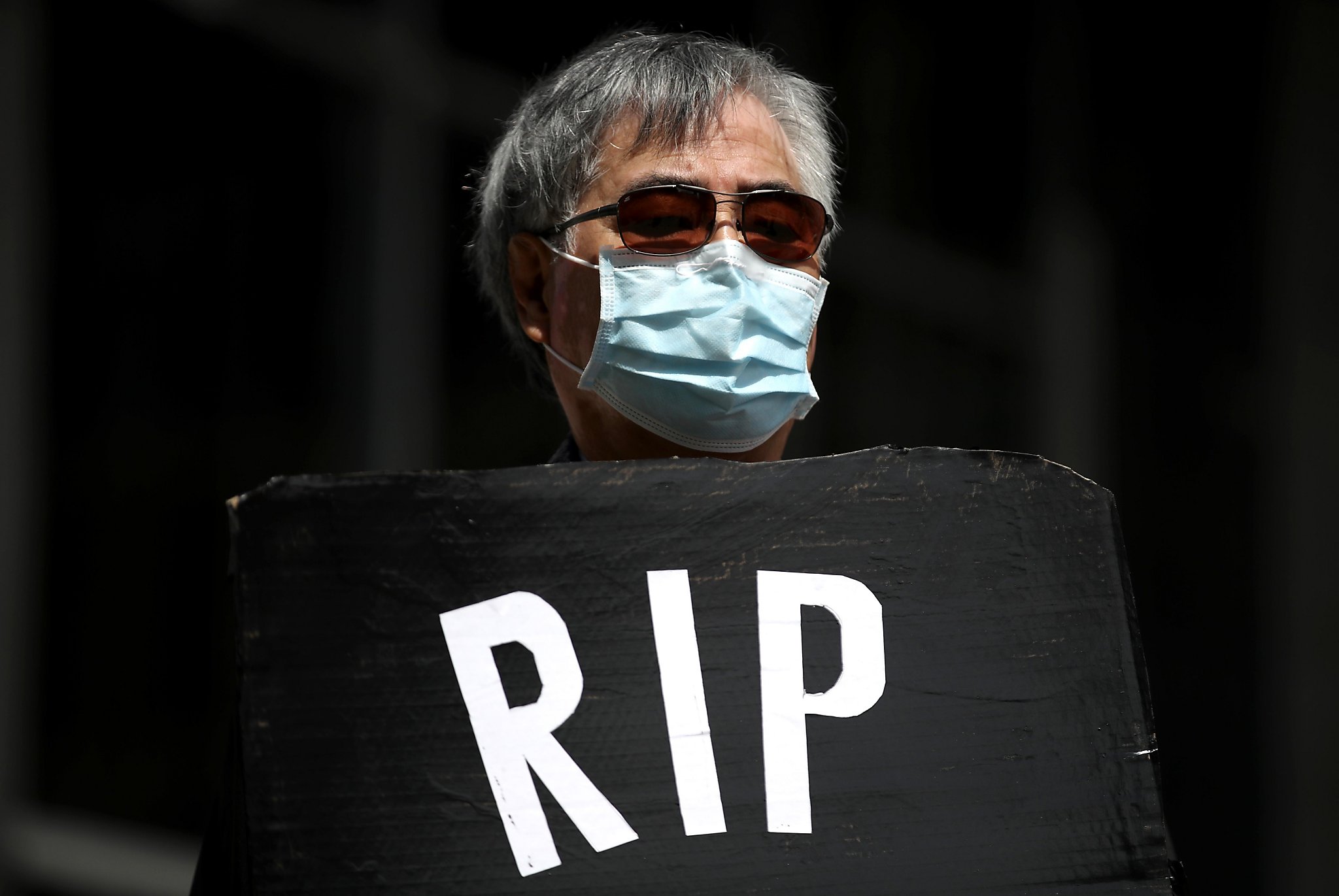 SF federal prosecutor eases rules for sick inmates seeking early release