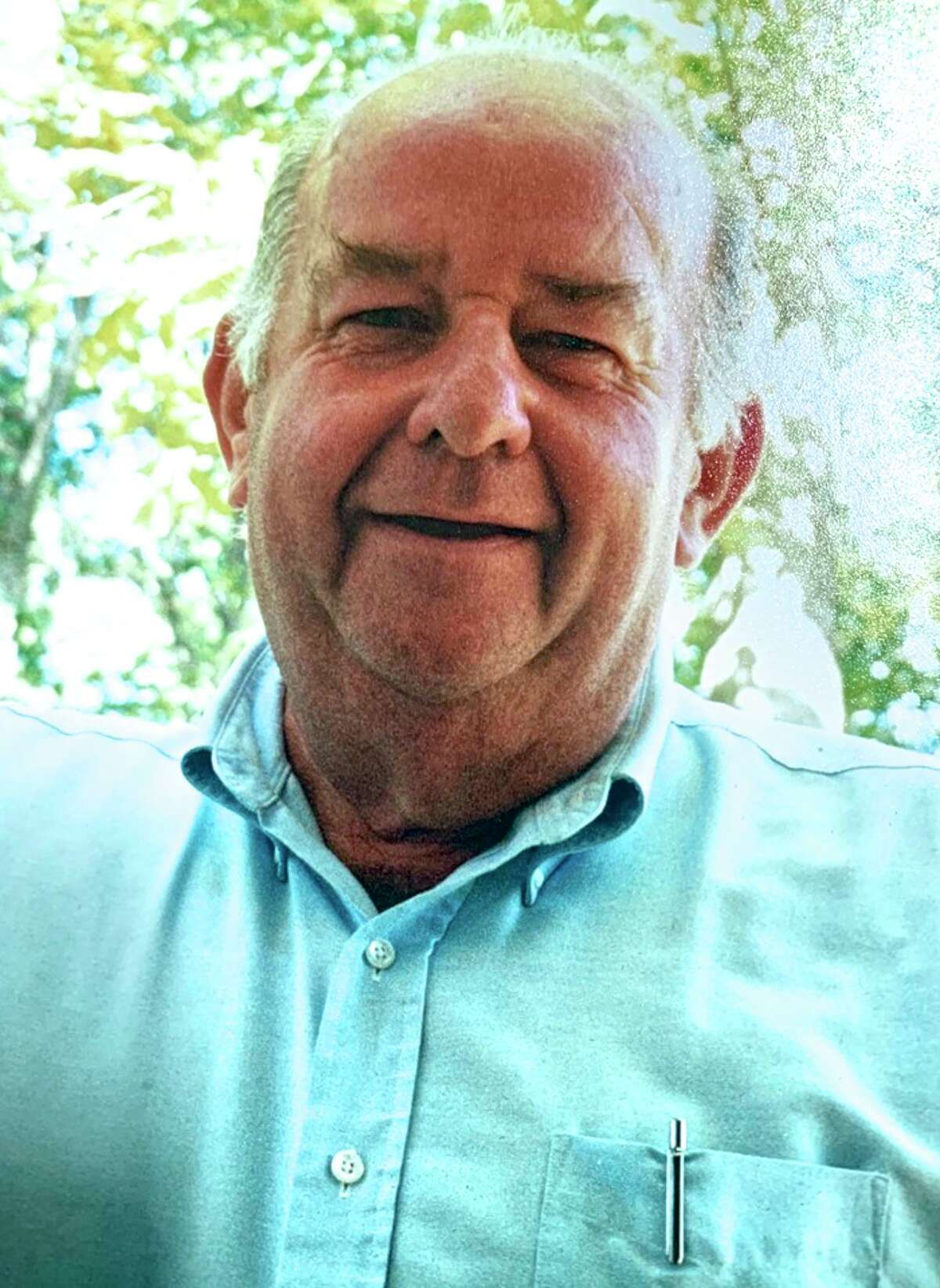 ‘He would do anything for anyone’: Former Bethel first selectman dies ...