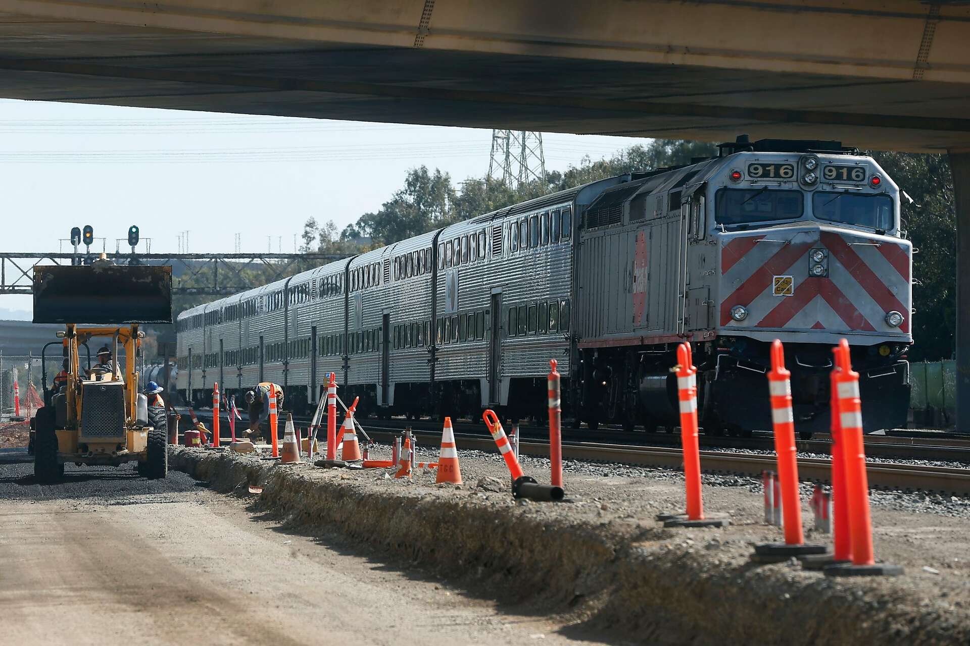 Proposed change to Caltrain ballot measure could bankrupt railway ...