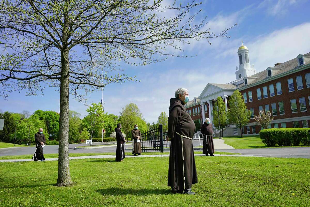 Siena College recognizes virtual commencement Sunday