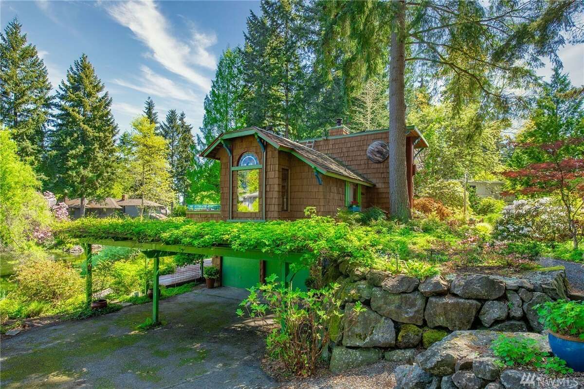Heart's Nancy Wilson lived in this funky Kirkland house. Now you can too