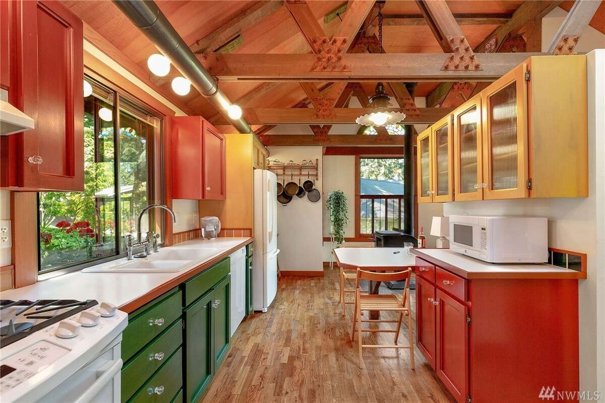 Heart's Nancy Wilson lived in this funky Kirkland house. Now you can too