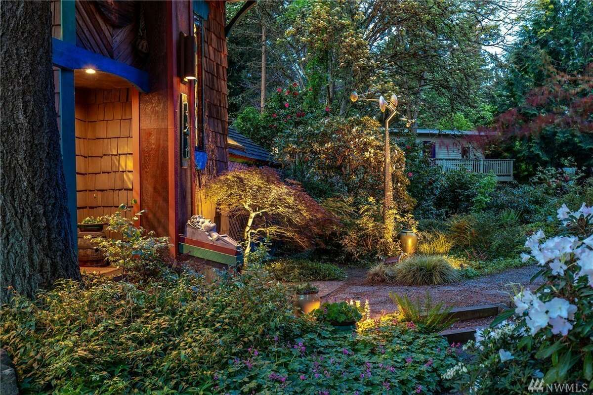 Heart's Nancy Wilson lived in this funky Kirkland house. Now you can too