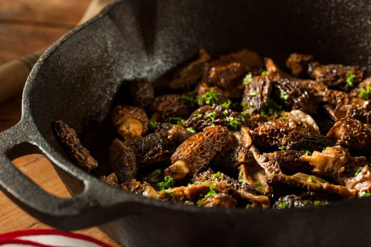How to cook and prepare morel mushrooms