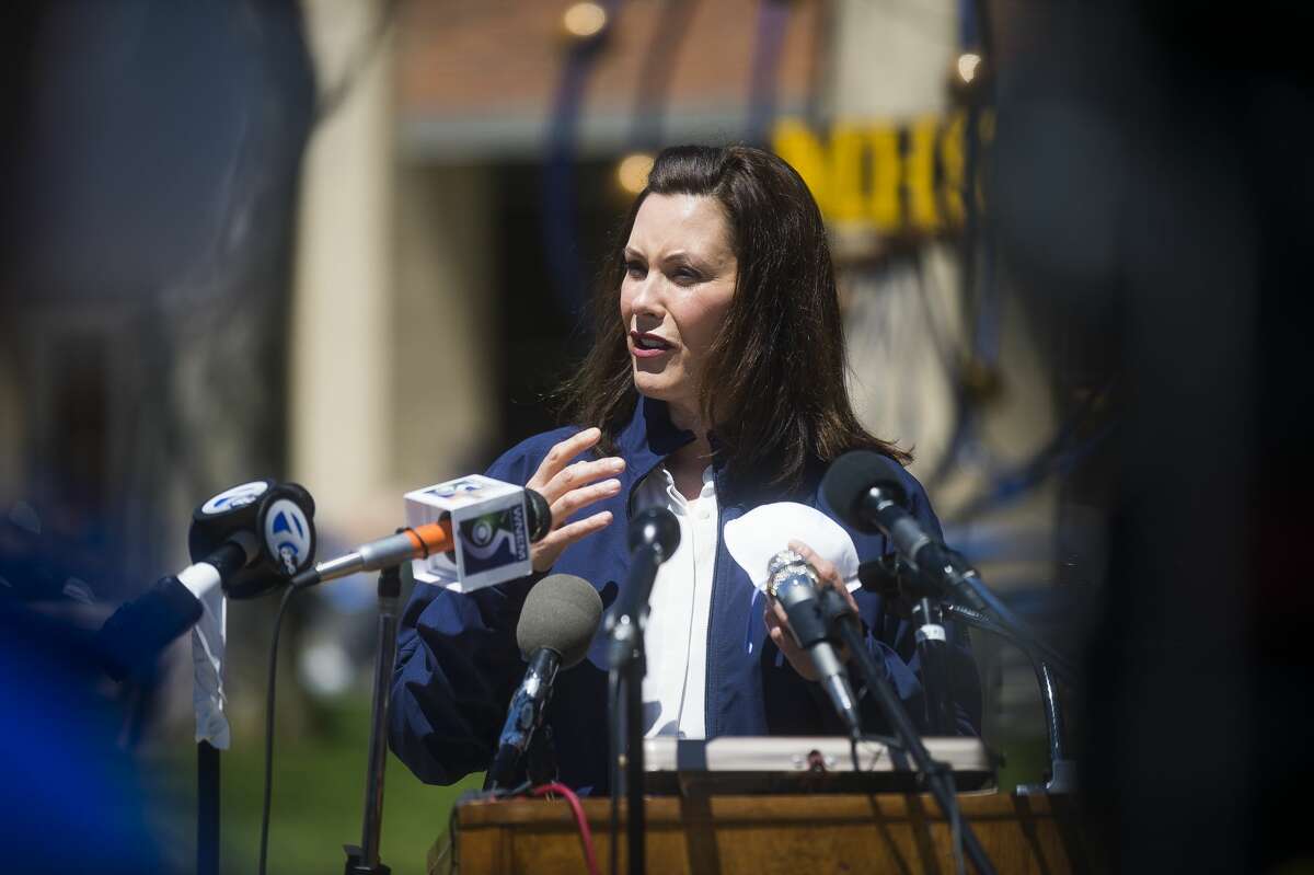 Gov. Gretchen Whitmer visits Midland High shelter - May 20, 2020
