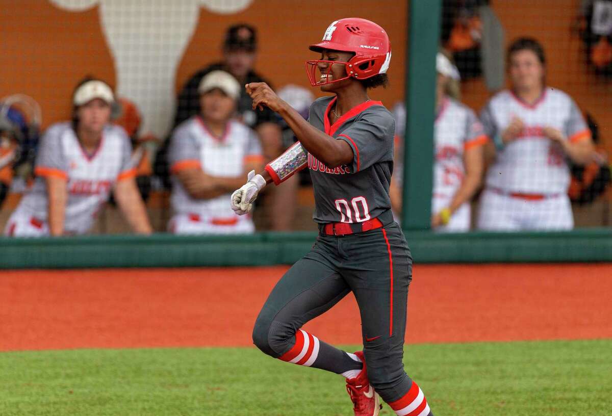 Four UH softball players get a second chance