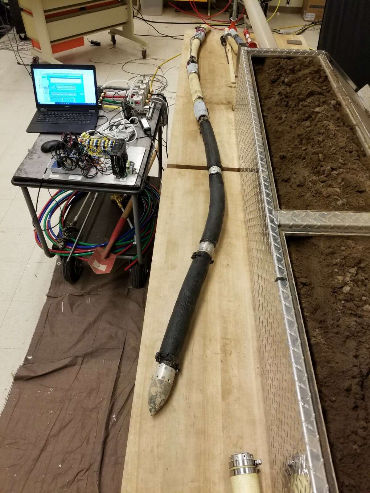 GE awarded $2.5 million grant to develop earthworm-like robot used in ...