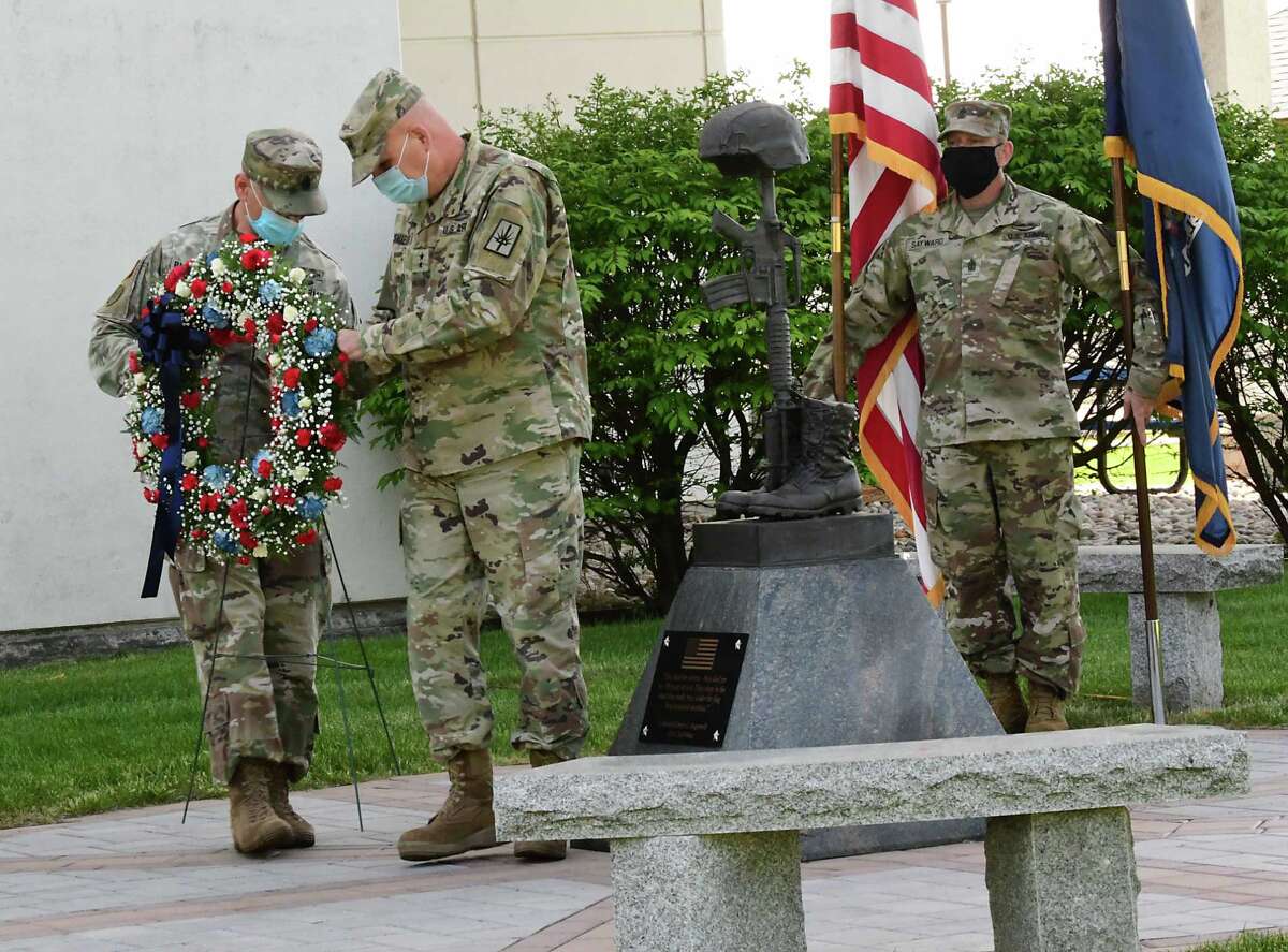 Photos: Memorial Day ceremony