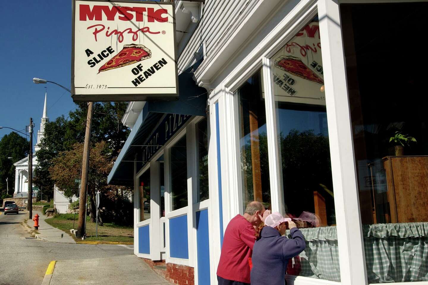 ‘Mystic Pizza’ still a CT destination 35 years after movie fame