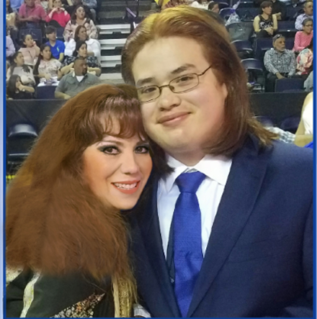 Laredo family finishes off sweep of winning top academic honors