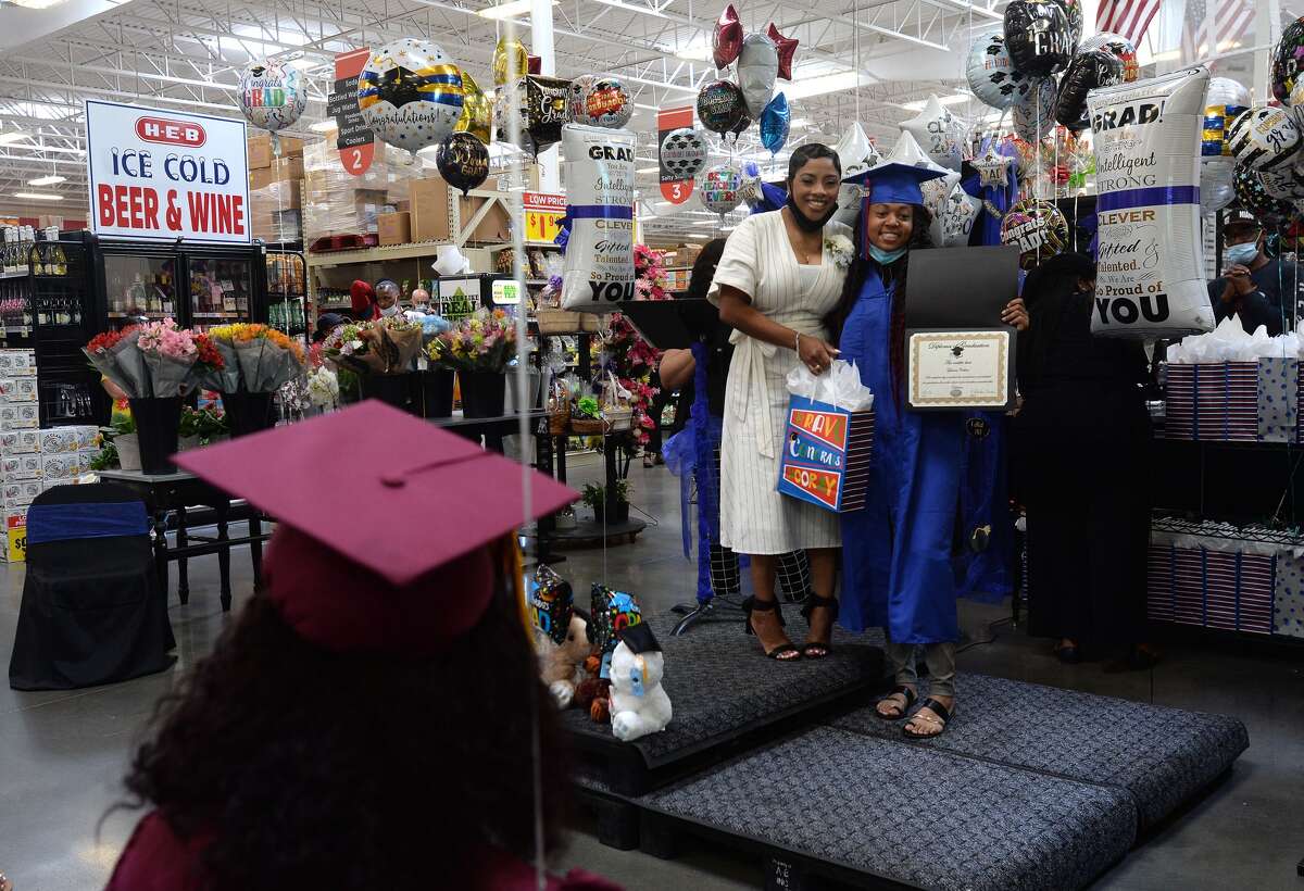 Photos: College Street HEB grads celebrated