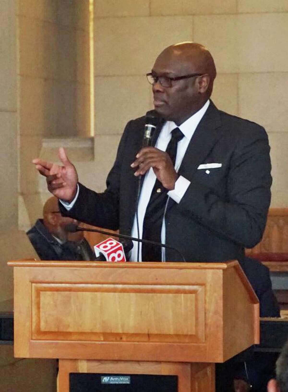 Religious leaders use Lamont’s coronavirus event to rail against racial ...