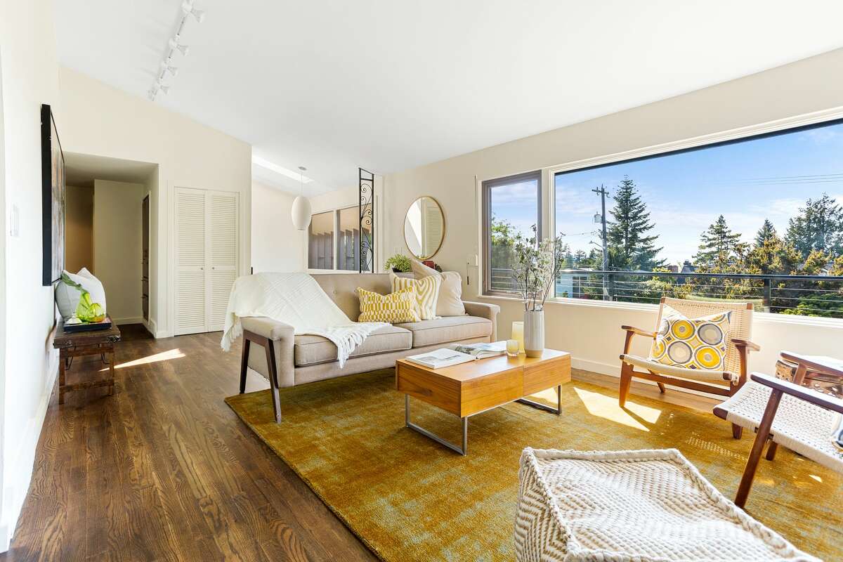 West Seattle midcentury modern gem has 2020 accents you'll want to see