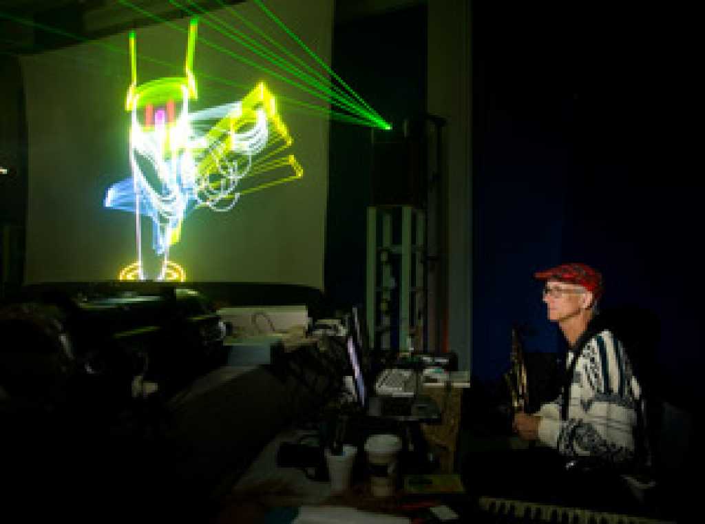 Laser light show puts some hip in the holidays