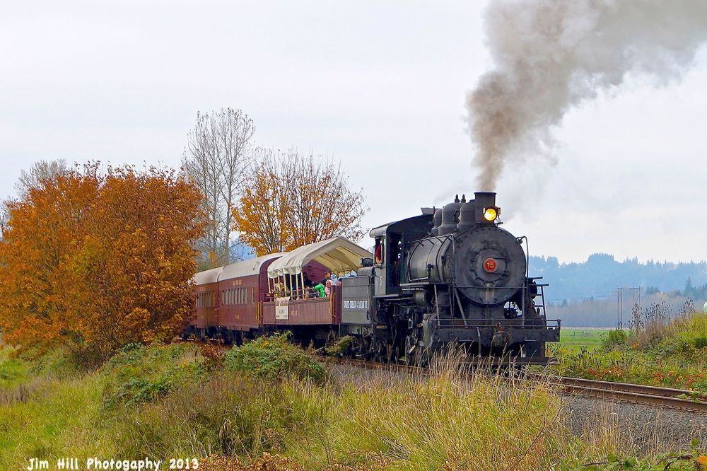 Chehalis railroad company reopens train rides across Washington