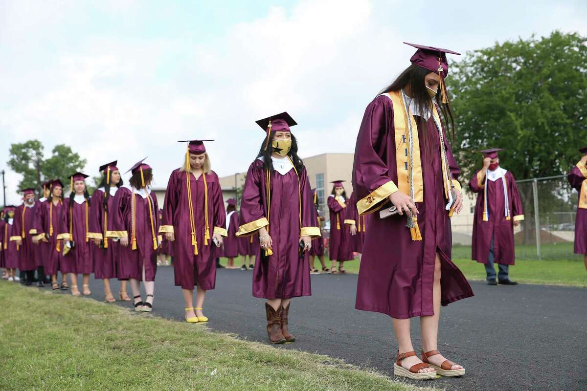 San Antonio’s Harlandale ISD is holding graduations — outdoors, with ...