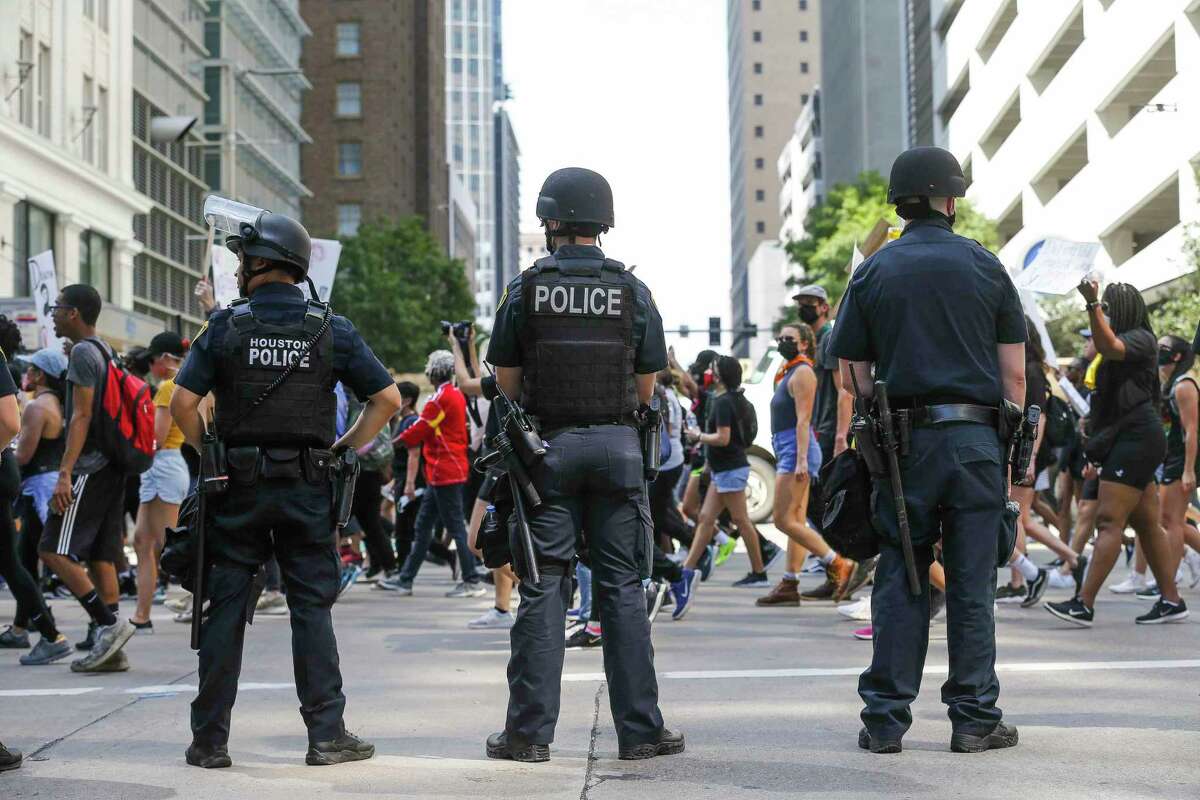 Houston PD arrests more than 200 after downtown rally for George Floyd