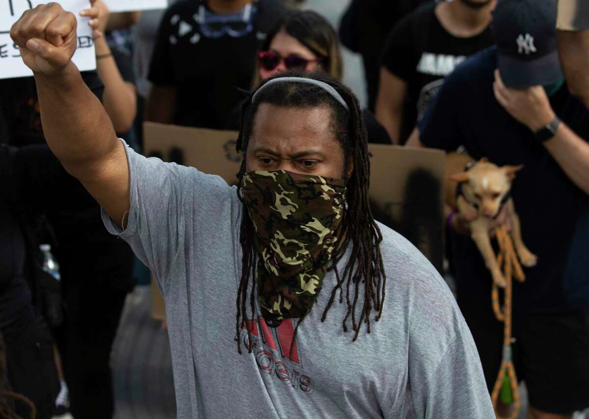 Houston PD arrests more than 200 after downtown rally for George Floyd