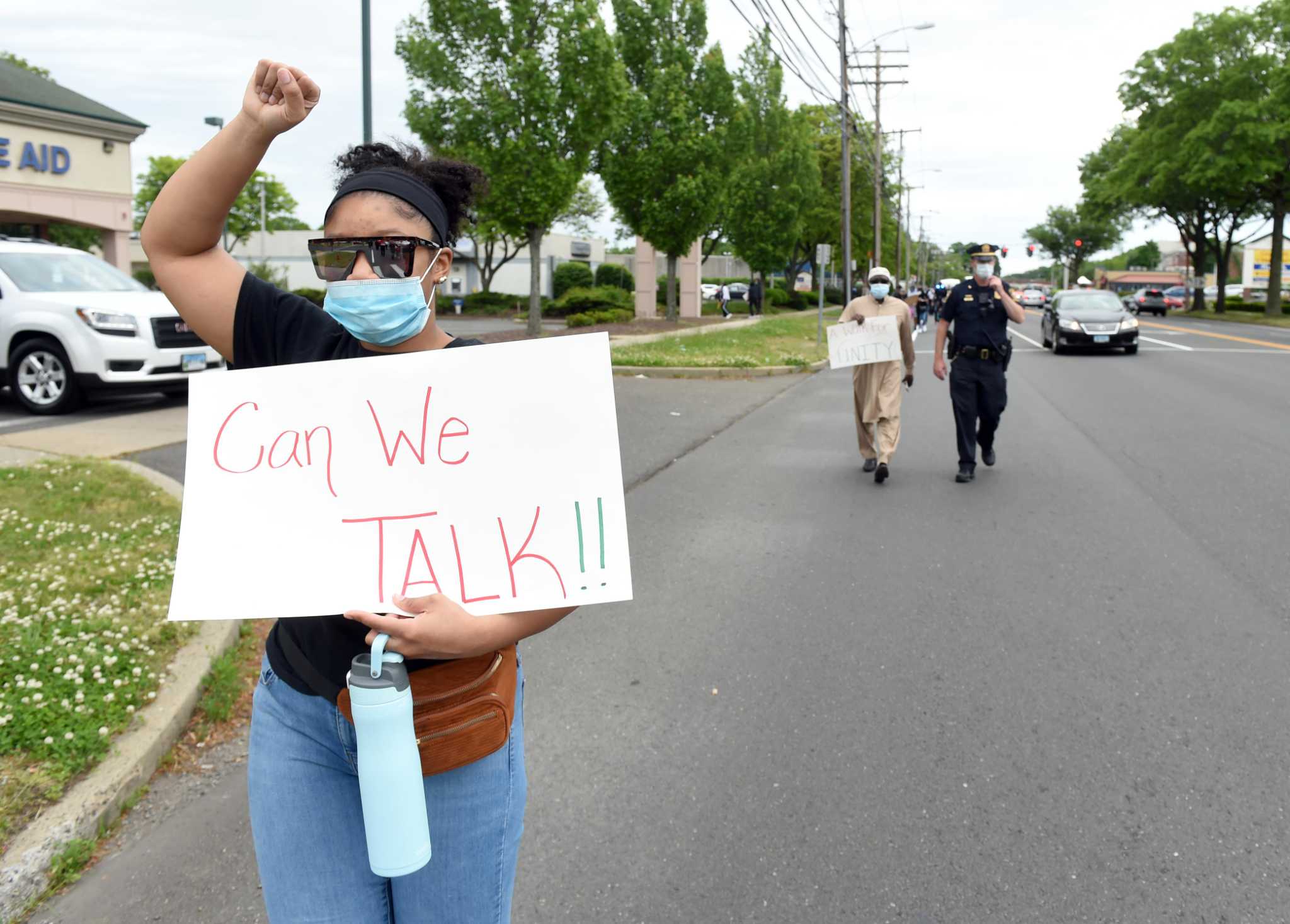 Hamden Islamic Center calls for unity in march with town police