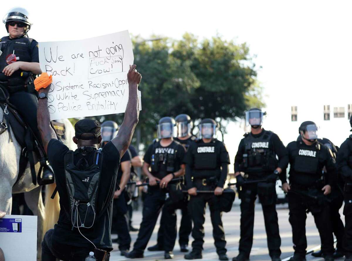 Houston PD arrests more than 200 after downtown rally for George Floyd
