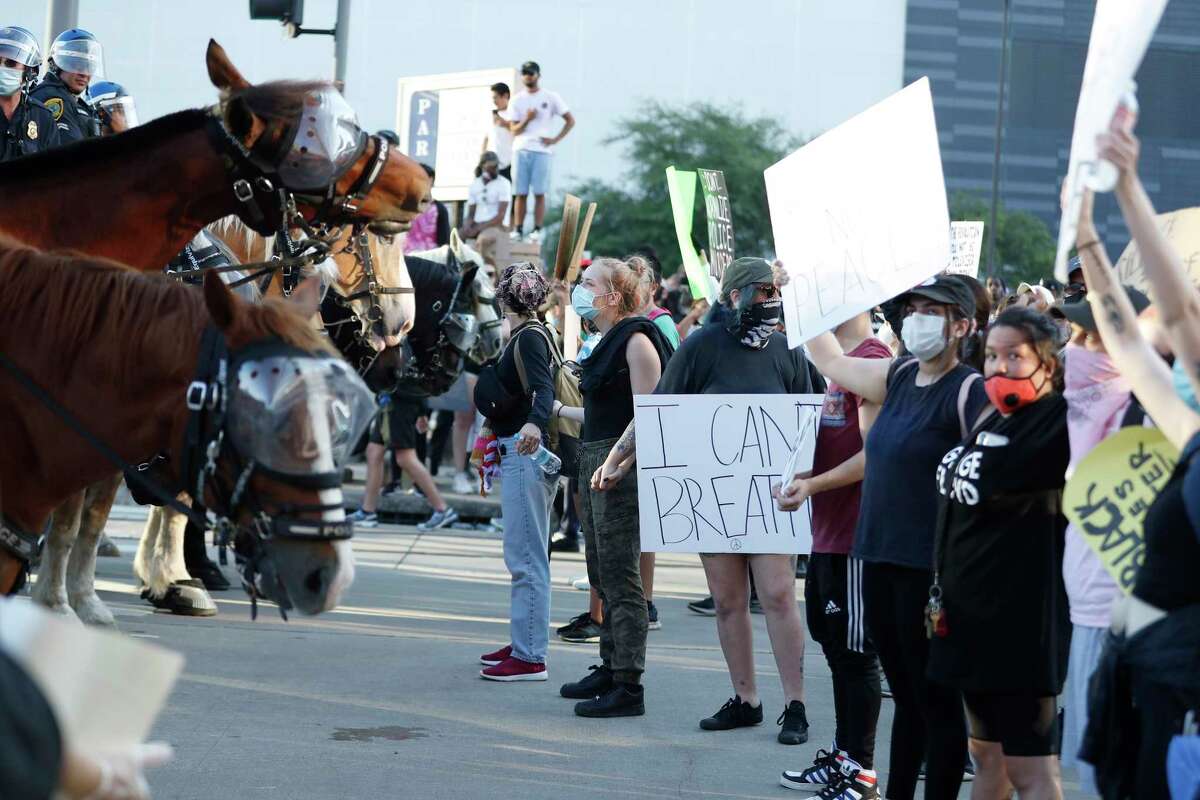 Houston PD arrests more than 200 after downtown rally for George Floyd