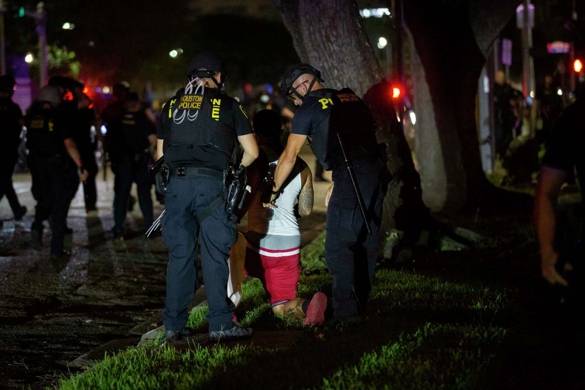 Houston PD arrests more than 200 after downtown rally for George Floyd
