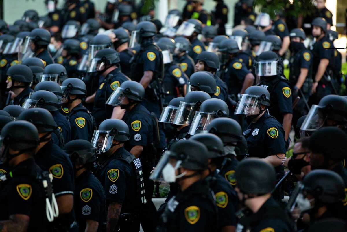 Houston PD arrests more than 200 after downtown rally for George Floyd