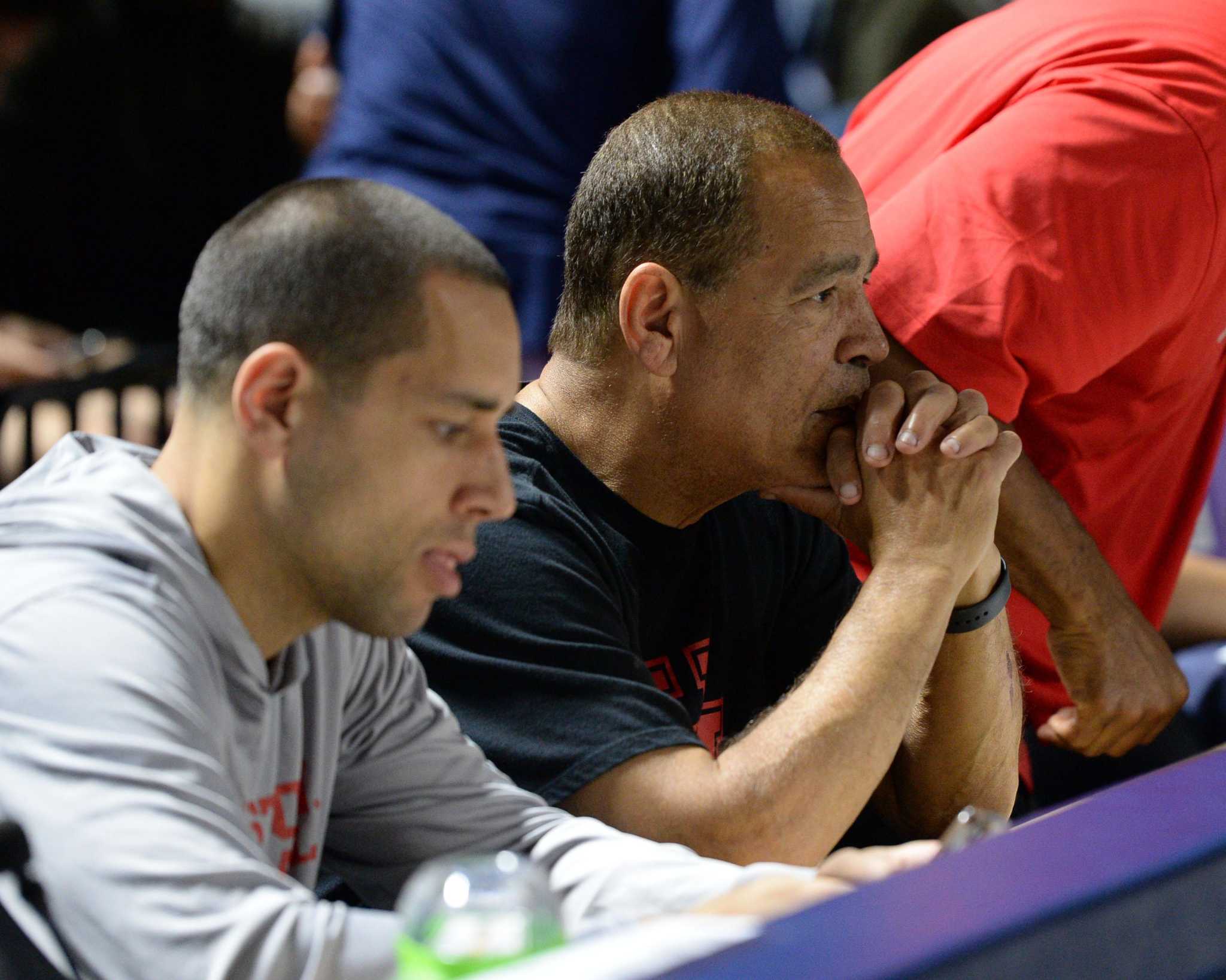 Kelvin Sampson focuses his Zoom on Houston for recruiting
