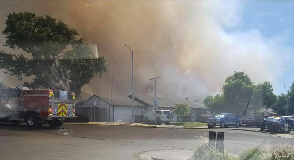 Residents evacuate as grass fire breaks out in Suisun City