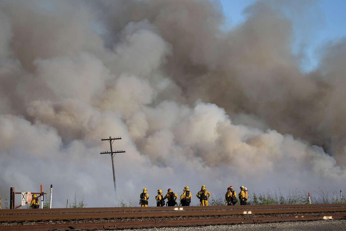 Grass fire breaks out in Suisun City, homes and a wildlife center burn