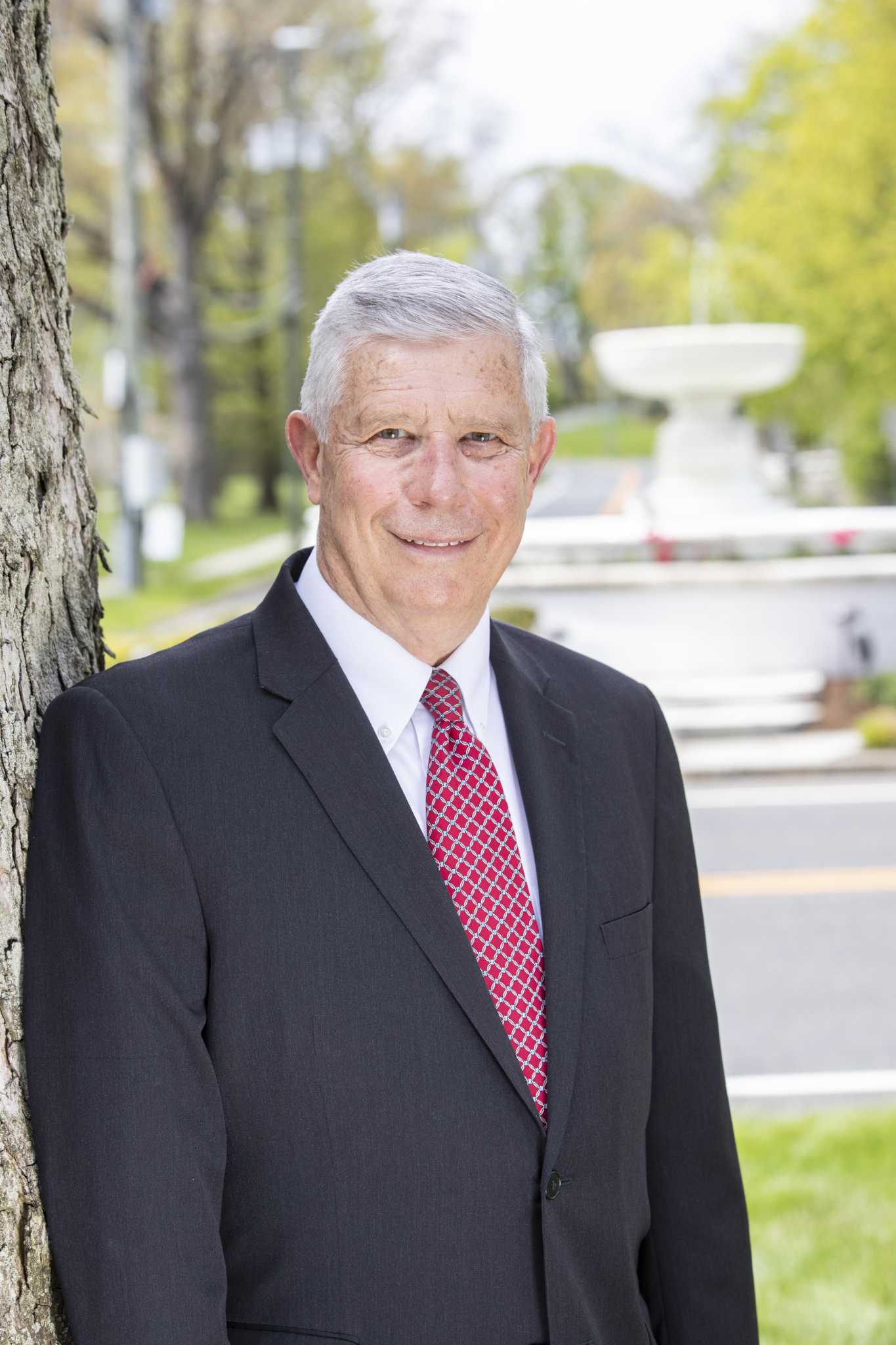 Hebert Backs Push for Special Legislative Session