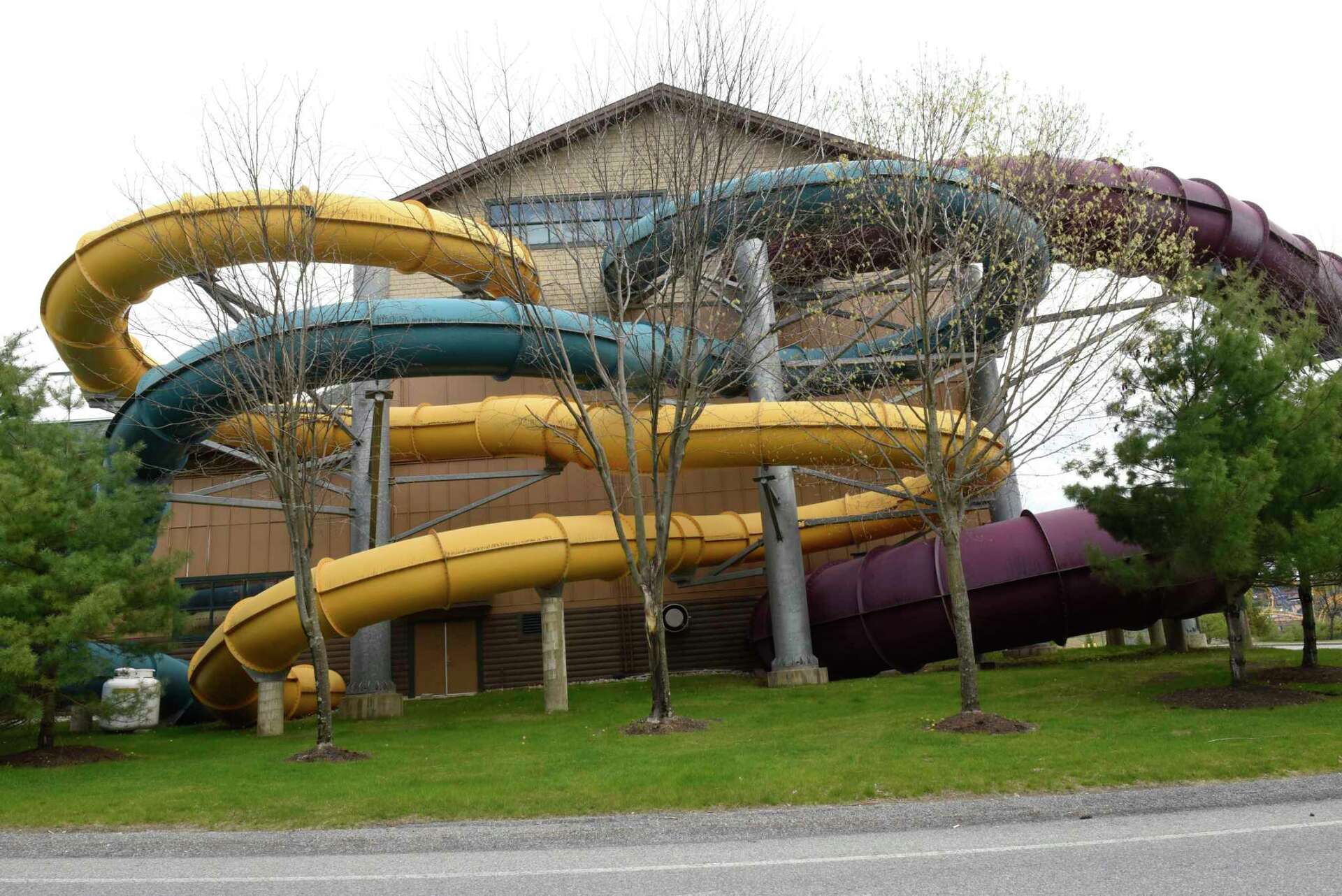 State investigating after near drowning at Great Escape Lodge