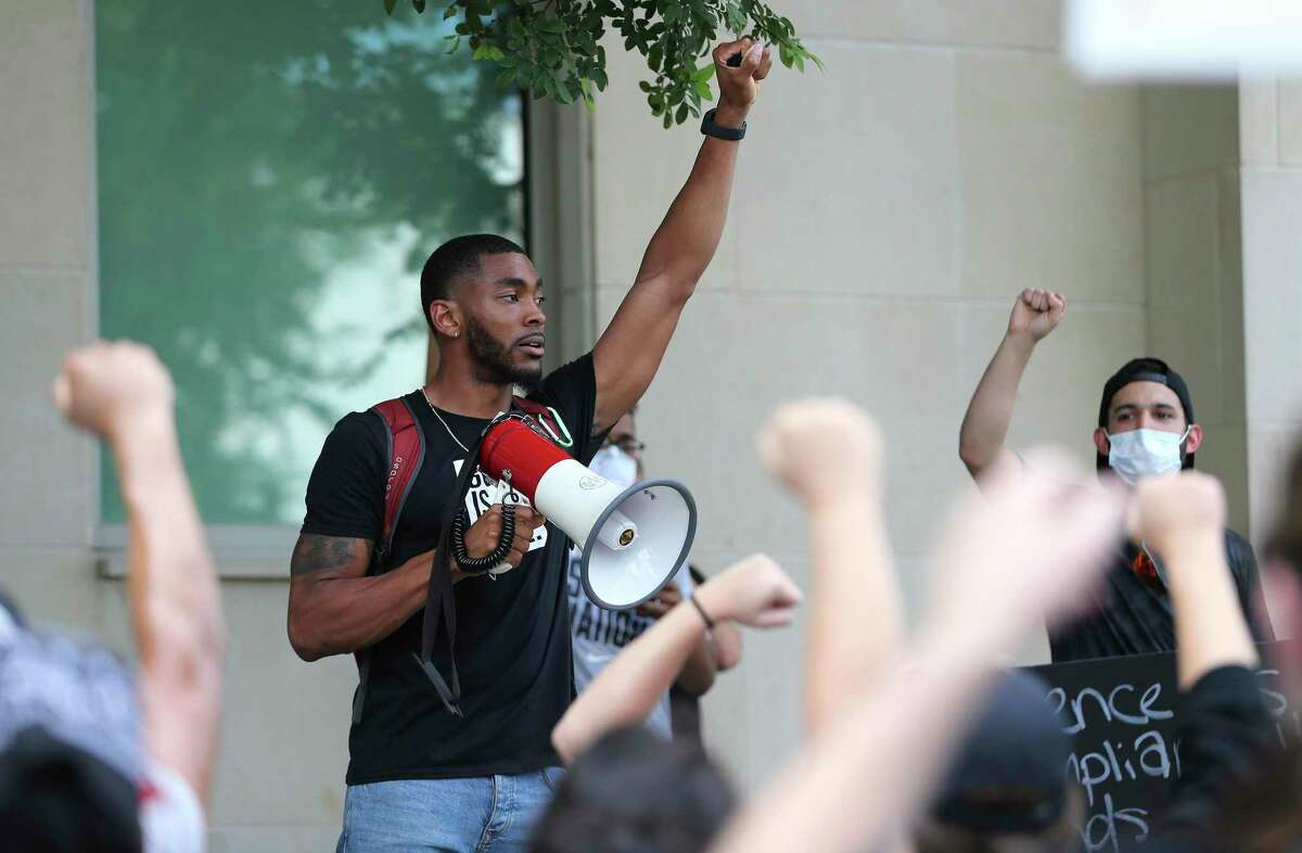 Timeline: Nirenberg handed 'list of demands' on sixth day of S.A. protests